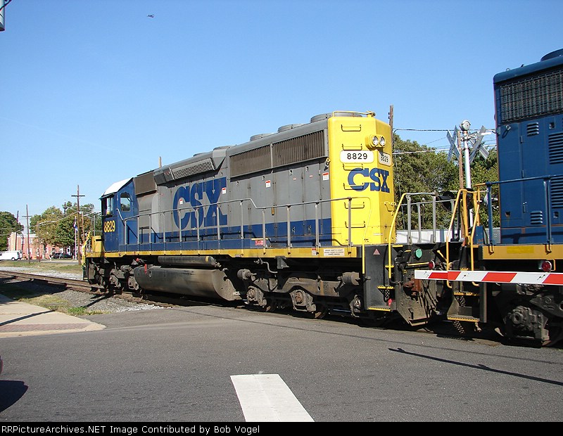CSX 8829